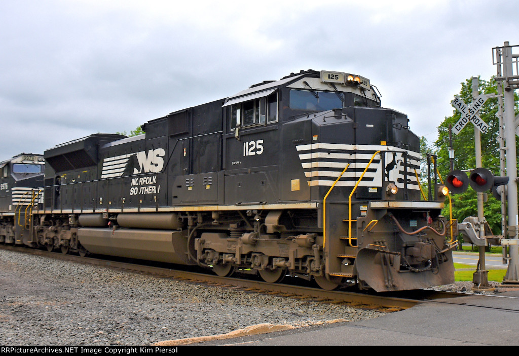 NS 1125